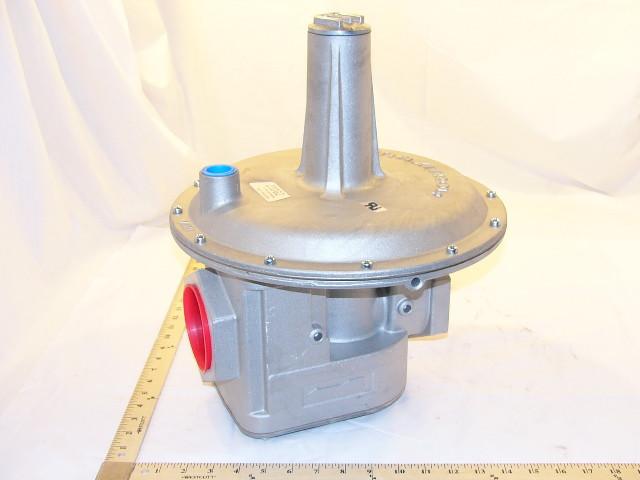 Maxitrol 210GZ-3 - 3" ZERO GOVERNOR 5#MAX REGULATOR for Gas Pressure C ...